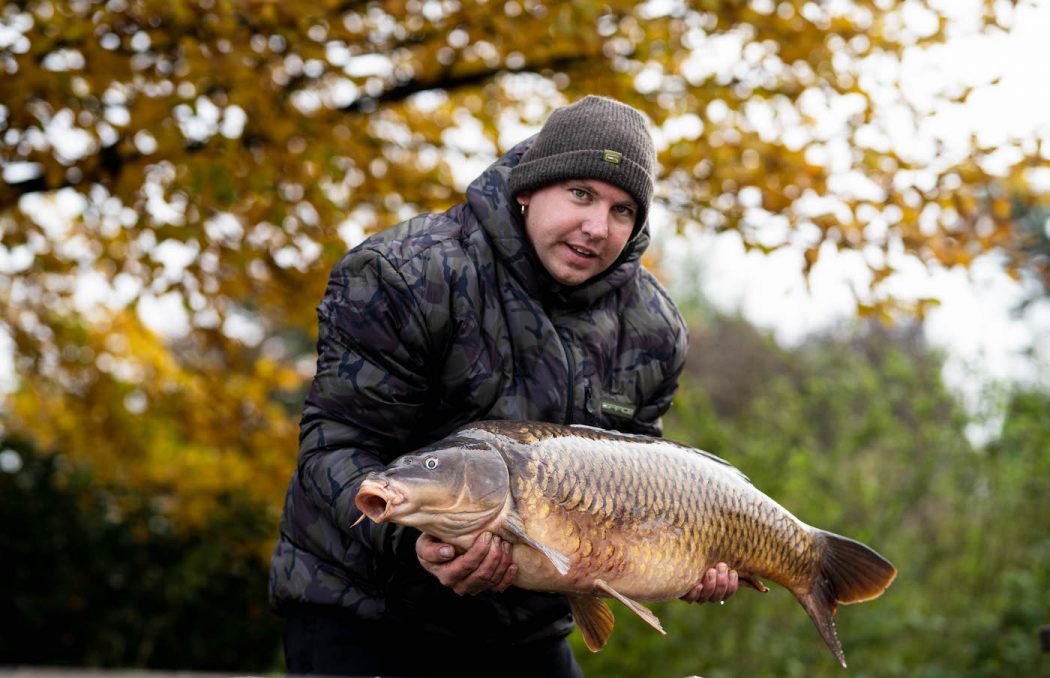 Wintervissen op een betaalwater met Pieter Hoekstra en Robin Bulters! – KWO